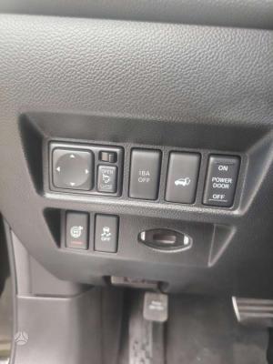 Black Infiniti fx-30 2013 in Druskininkai, with an engine capacity of 2.99 L and mileage of 230 thousand km for 10800 €, photo 17 on AUTOMOTO.COM.LV