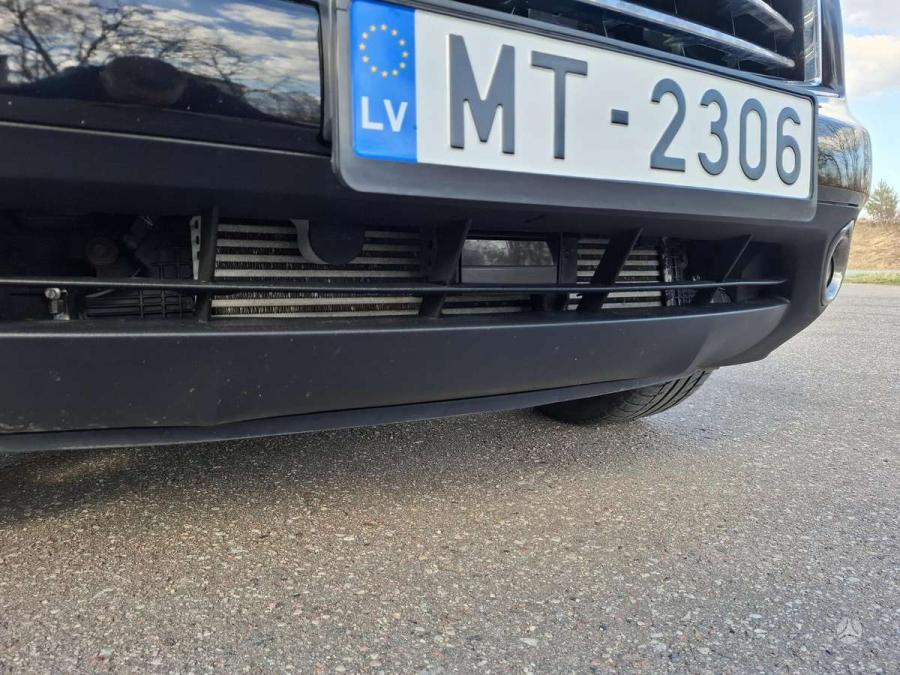 Melns Infiniti fx-30 2013 Daugavpils, ar dzinēja tilpumu 2.99 L un nobraukumu 0 tūkst. km par 9800 €, foto 9 vietnē AUTOMOTO.COM.LV
