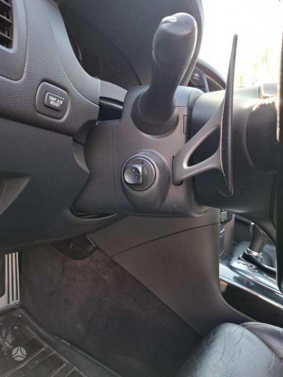 Melns Infiniti fx-30 2013 Daugavpils, ar dzinēja tilpumu 2.99 L un nobraukumu 0 tūkst. km par 9800 €, foto 18 vietnē AUTOMOTO.COM.LV
