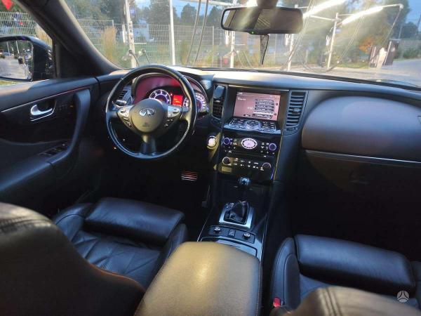 Brūns Infiniti fx-30 2010 Viļņa, ar dzinēja tilpumu 3.00 L un nobraukumu 295 tūkst. km par 5500 €, foto 3 vietnē AUTOMOTO.COM.LV