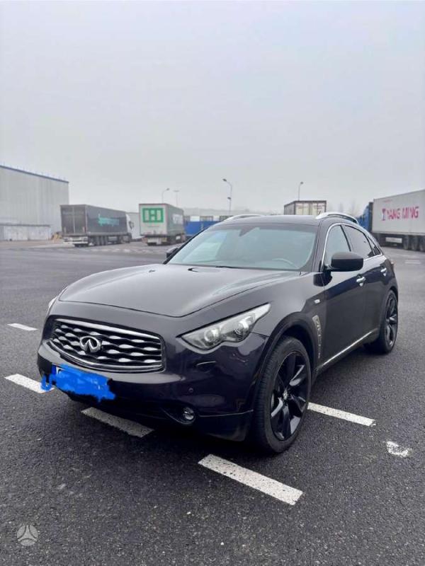 Brūns Infiniti fx-30 2010 Viļņa, ar dzinēja tilpumu 3.00 L un nobraukumu 295 tūkst. km par 5500 €, foto 5 vietnē AUTOMOTO.COM.LV