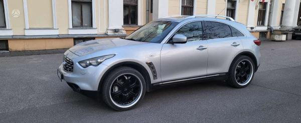 Pelēks Infiniti fx-30 2010 Viļņa, ar dzinēja tilpumu 3.00 L un nobraukumu 330 tūkst. km par 5200 €, foto 1 vietnē AUTOMOTO.COM.LV