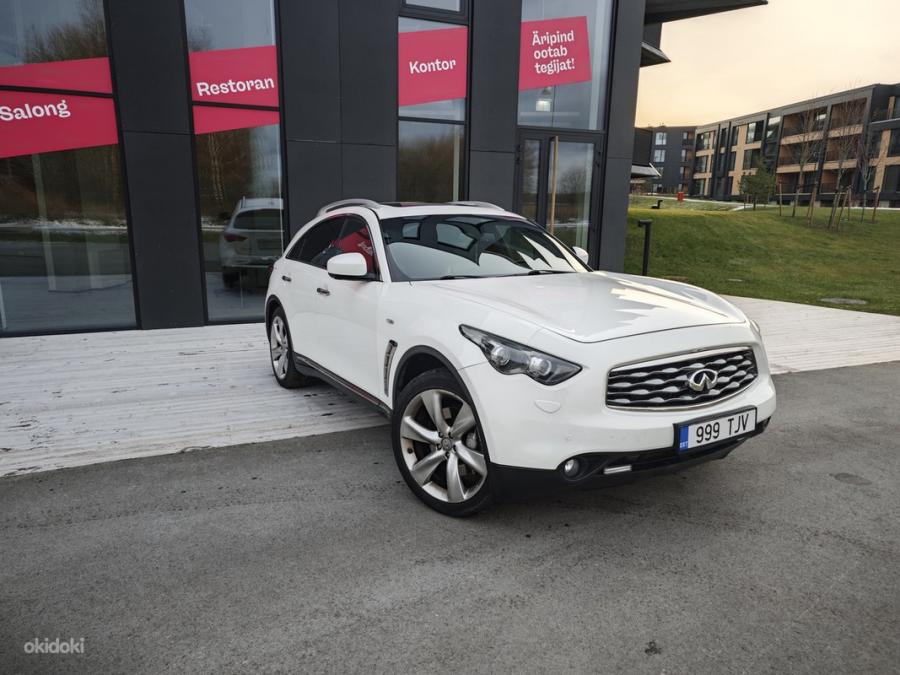 White Infiniti fx-30 2012 in Tallinn, with an engine capacity of 3.00 L and mileage of 355 thousand km for 7800 €, photo 11 on AUTOMOTO.COM.LV