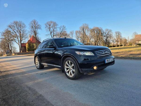 Melns Infiniti FX 35 2006 Kelmė, ar dzinēja tilpumu 3.50 L un nobraukumu 200 tūkst. km par 1999 €, foto 1 vietnē AUTOMOTO.COM.LV