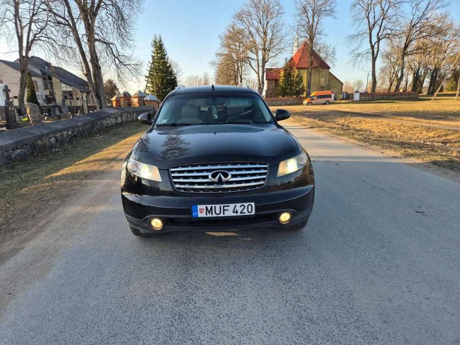 Melns Infiniti FX 35 2006 Kelmė, ar dzinēja tilpumu 3.50 L un nobraukumu 200 tūkst. km par 1999 €, foto 3 vietnē AUTOMOTO.COM.LV