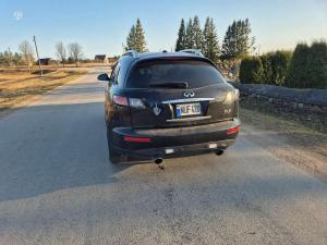 Melns Infiniti FX 35 2006 Kelmė, ar dzinēja tilpumu 3.50 L un nobraukumu 200 tūkst. km par 1999 €, foto 5 vietnē AUTOMOTO.COM.LV