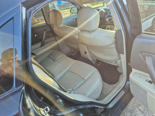 Melns Infiniti FX 35 2006 Kelmė, ar dzinēja tilpumu 3.50 L un nobraukumu 200 tūkst. km par 1999 €, foto 9 vietnē AUTOMOTO.COM.LV