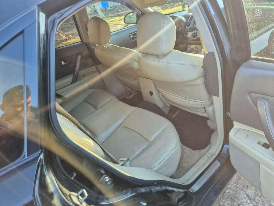 Melns Infiniti FX 35 2006 Kelmė, ar dzinēja tilpumu 3.50 L un nobraukumu 200 tūkst. km par 1999 €, foto 10 vietnē AUTOMOTO.COM.LV