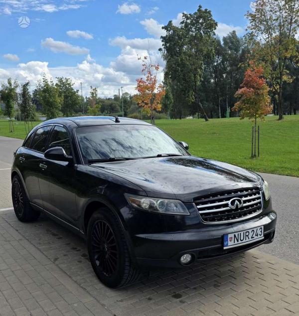 Melns Infiniti FX 35 2006 Viļņa, ar dzinēja tilpumu 3.50 L un nobraukumu 247 tūkst. km par 3500 €, foto 1 vietnē AUTOMOTO.COM.LV