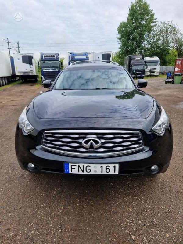 Melns Infiniti FX 35 2011 Viļņa, ar dzinēja tilpumu 3.50 L un nobraukumu 122 tūkst. km par 11900 €, foto 7 vietnē AUTOMOTO.COM.LV