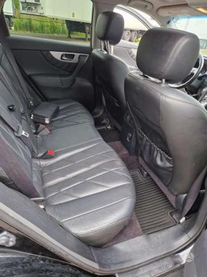 Melns Infiniti FX 35 2011 Viļņa, ar dzinēja tilpumu 3.50 L un nobraukumu 122 tūkst. km par 11900 €, foto 18 vietnē AUTOMOTO.COM.LV
