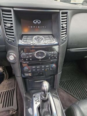 Melns Infiniti FX 35 2011 Viļņa, ar dzinēja tilpumu 3.50 L un nobraukumu 122 tūkst. km par 11900 €, foto 21 vietnē AUTOMOTO.COM.LV