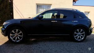 Blue Infiniti FX 35 2005 in Vilnius, with an engine capacity of 3.50 L and mileage of 346 thousand km for 3700 €, photo 9 on AUTOMOTO.COM.LV