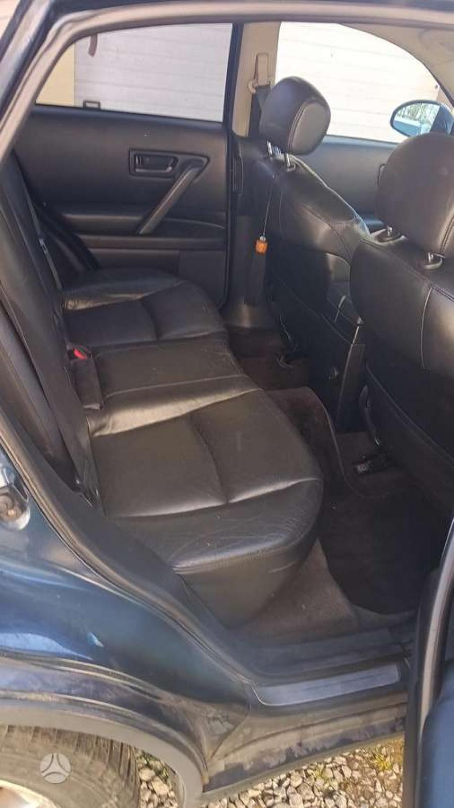 Blue Infiniti FX 35 2005 in Vilnius, with an engine capacity of 3.50 L and mileage of 346 thousand km for 3700 €, photo 12 on AUTOMOTO.COM.LV