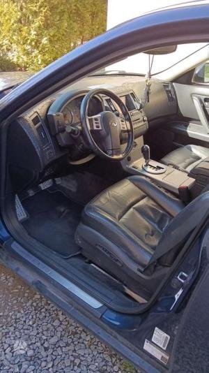Blue Infiniti FX 35 2005 in Vilnius, with an engine capacity of 3.50 L and mileage of 346 thousand km for 3700 €, photo 15 on AUTOMOTO.COM.LV