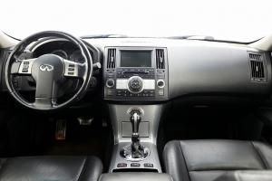 Brown Infiniti FX 35 2006 in Tallinn, with an engine capacity of 3.50 L and mileage of 132 thousand km for 1799 €, photo 6 on AUTOMOTO.COM.LV