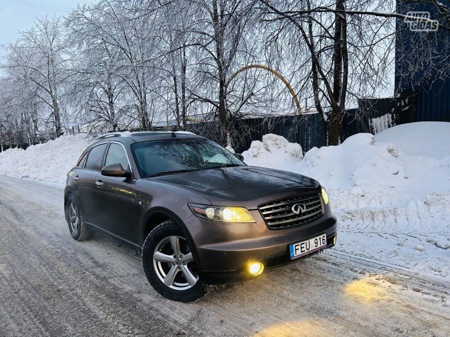 Brūns Infiniti FX 35 2007 Klaipėda, ar dzinēja tilpumu 3.50 L un nobraukumu 247 tūkst. km par 3800 €, foto 1 vietnē AUTOMOTO.COM.LV