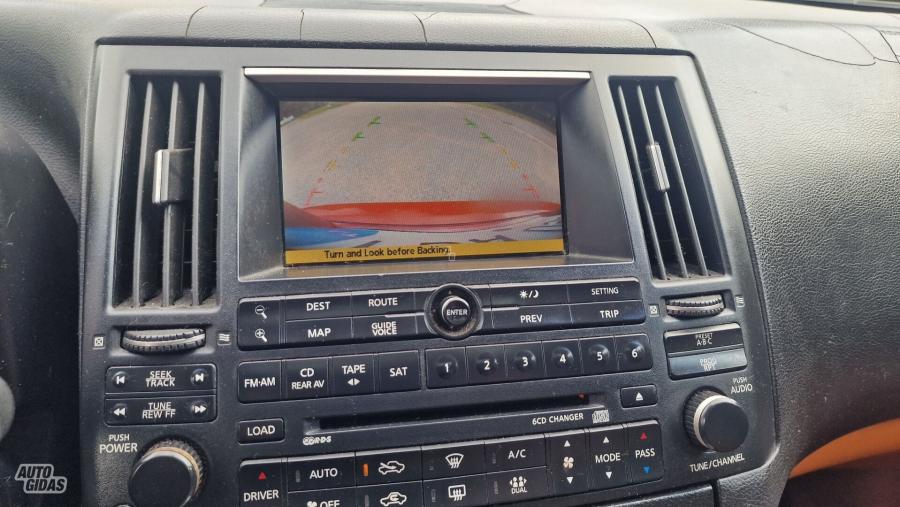 Infiniti FX 35 2002 in Silute, with an engine capacity of 3.50 L and mileage of 186 thousand km for 3300 €, photo 9 on AUTOMOTO.COM.LV