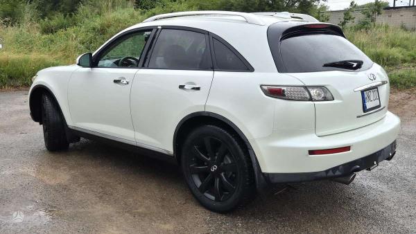 Balts Infiniti FX 35 2007 Kaišiadorys, ar dzinēja tilpumu 3.50 L un nobraukumu 128 tūkst. km par 6500 €, foto 2 vietnē AUTOMOTO.COM.LV