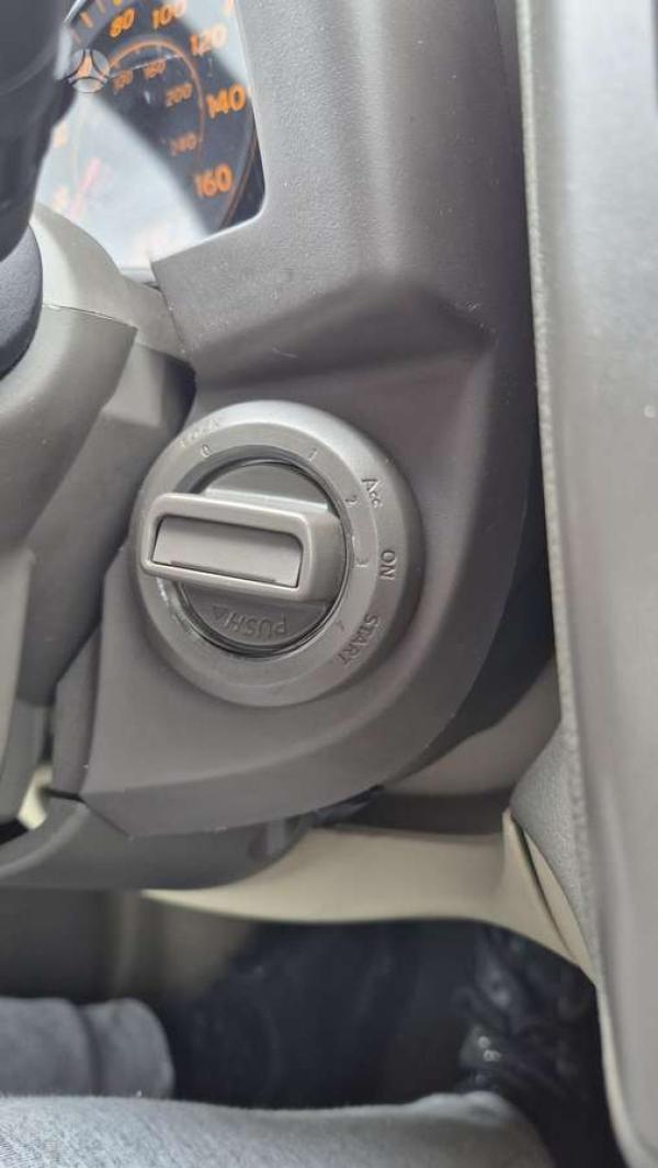 Balts Infiniti FX 35 2007 Kaišiadorys, ar dzinēja tilpumu 3.50 L un nobraukumu 128 tūkst. km par 6500 €, foto 9 vietnē AUTOMOTO.COM.LV