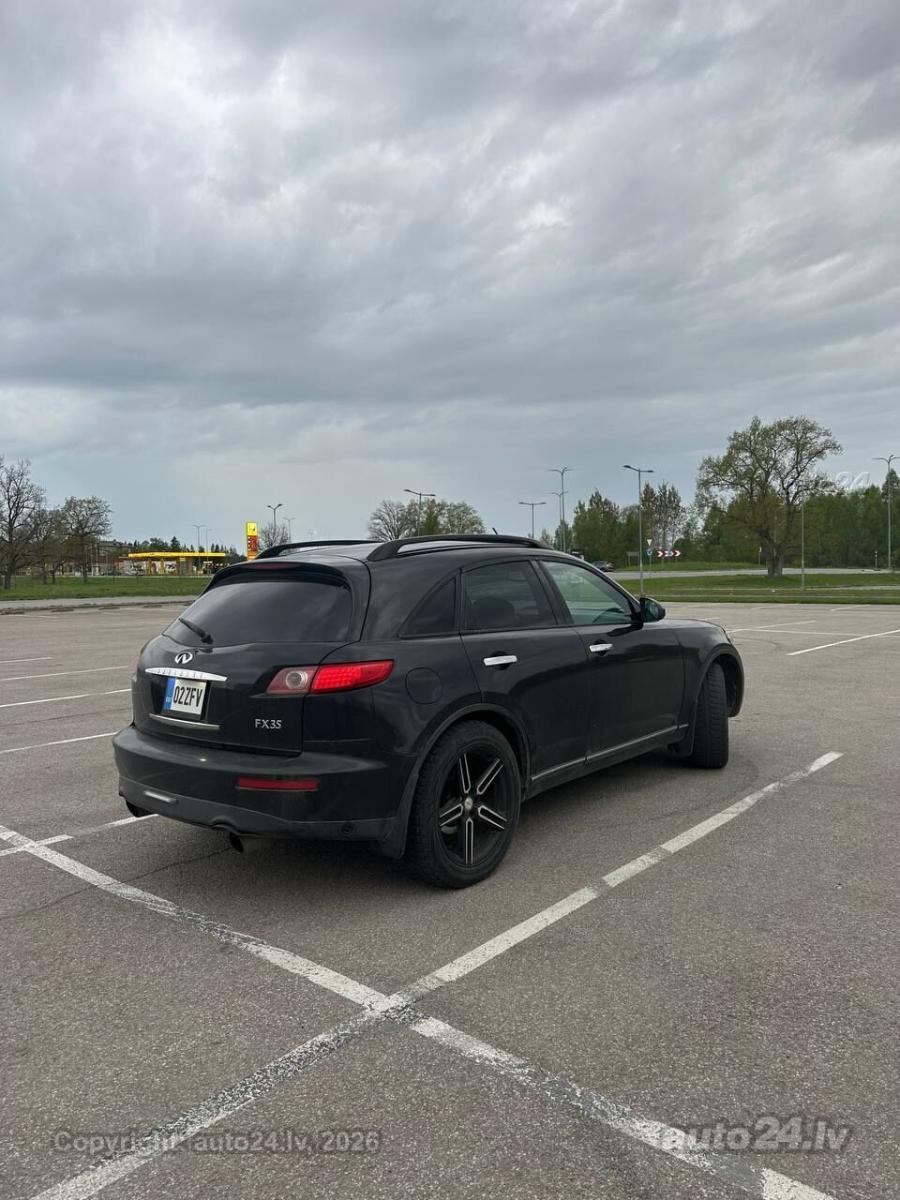 Melns Infiniti FX 2004 Mardu, ar dzinēja tilpumu 3.50 L un nobraukumu 356 tūkst. km par 3490 €, foto 5 vietnē AUTOMOTO.COM.LV