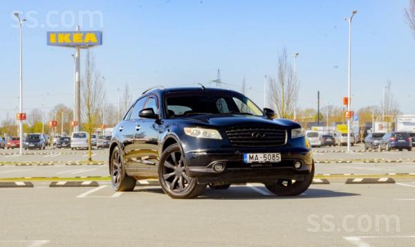 Black Infiniti FX 2005 in Riga, with an engine capacity of 3.50 L and mileage of 240 thousand km for 2790 €, photo 2 on AUTOMOTO.COM.LV