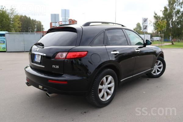 Infiniti FX 2005 in Riga on AUTOMOTO.COM.LV Black Infiniti FX 2005 in Riga, with an engine capacity of 3.50 L and mileage of 155 thousand km for 3990 €, photo 6 on AUTOMOTO.COM.LV
