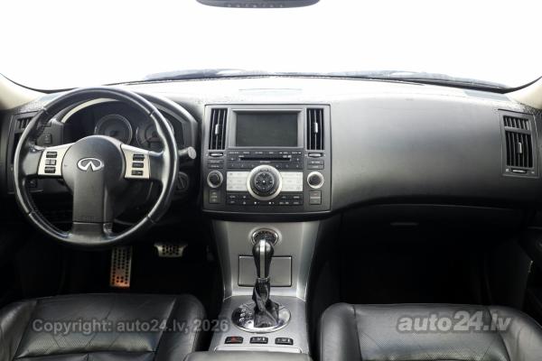 Infiniti FX 2006 in Tallinn on AUTOMOTO.COM.LV Black Infiniti FX 2006 in Tallinn, with an engine capacity of 3.50 L and mileage of 184 thousand km for 1499 €, photo 6 on AUTOMOTO.COM.LV