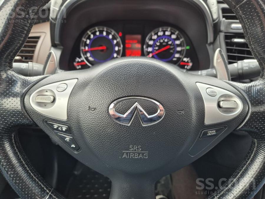 Melns Infiniti FX 2009 Rīga, ar dzinēja tilpumu 3.50 L un nobraukumu 136 tūkst. km par 10950 €, foto 15 vietnē AUTOMOTO.COM.LV