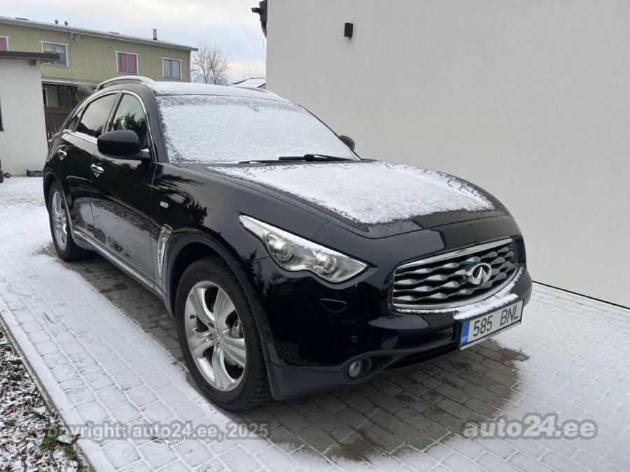 Melns Infiniti FX 2011 Tallina, ar dzinēja tilpumu 3.00 L un nobraukumu 176 tūkst. km par 8800 €, foto 2 vietnē AUTOMOTO.COM.LV
