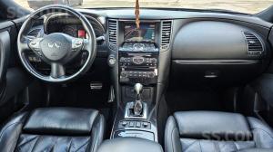 Melns Infiniti FX 2011 Rīga, ar dzinēja tilpumu 5.00 L un nobraukumu 295 tūkst. km par 11700 €, foto 9 vietnē AUTOMOTO.COM.LV