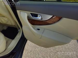 Melns Infiniti FX 2012 Ventspils, ar dzinēja tilpumu 3.00 L un nobraukumu 327 tūkst. km par 11750 €, foto 11 vietnē AUTOMOTO.COM.LV