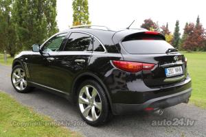Black Infiniti FX 2012 in Tallinn, with an engine capacity of 3.70 L and mileage of 353 thousand km for 11999 €, photo 5 on AUTOMOTO.COM.LV