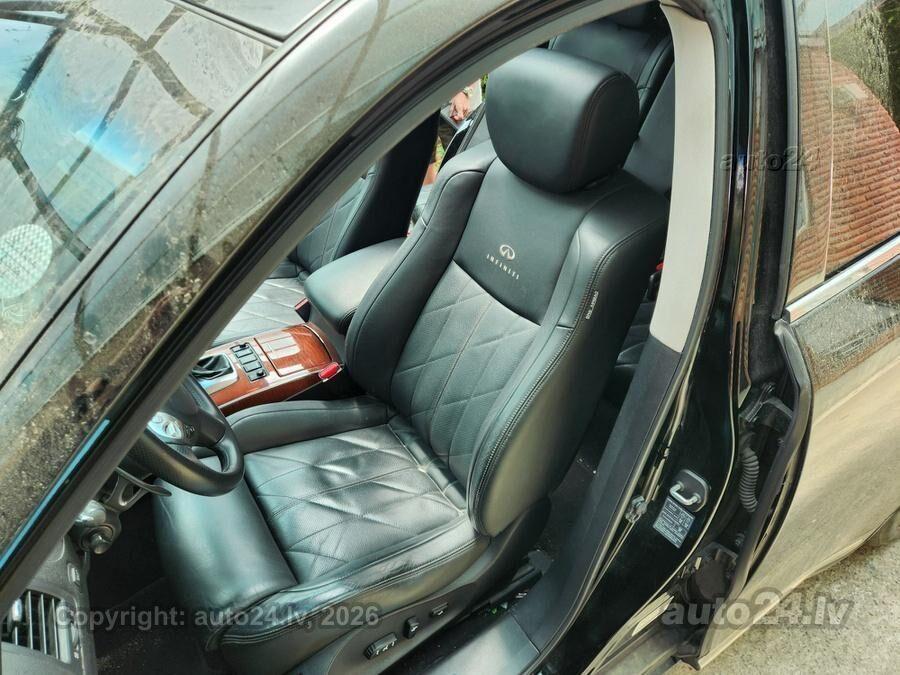 Melns Infiniti FX 2009 Tallina, ar dzinēja tilpumu 5.00 L un nobraukumu 110 tūkst. km par 13800 €, foto 9 vietnē AUTOMOTO.COM.LV