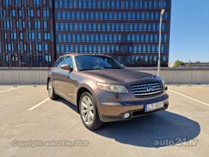 Brown Infiniti FX 2003 in Riga, with an engine capacity of 3.50 L and mileage of 243 thousand km for 5400 €, photo 4 on AUTOMOTO.COM.LV