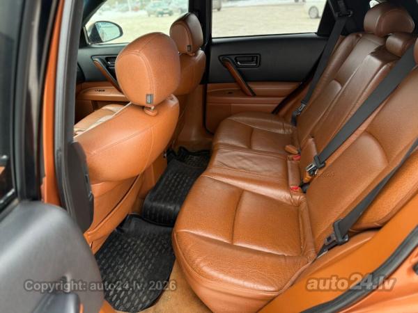 Brūns Infiniti FX 2005 Tartu, ar dzinēja tilpumu 3.50 L un nobraukumu 165 tūkst. km par 1700 €, foto 8 vietnē AUTOMOTO.COM.LV
