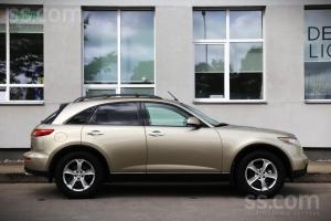 Brown Infiniti FX 2005 in Riga, with an engine capacity of 3.50 L and mileage of 72 thousand km for 3495 €, photo 4 on AUTOMOTO.COM.LV