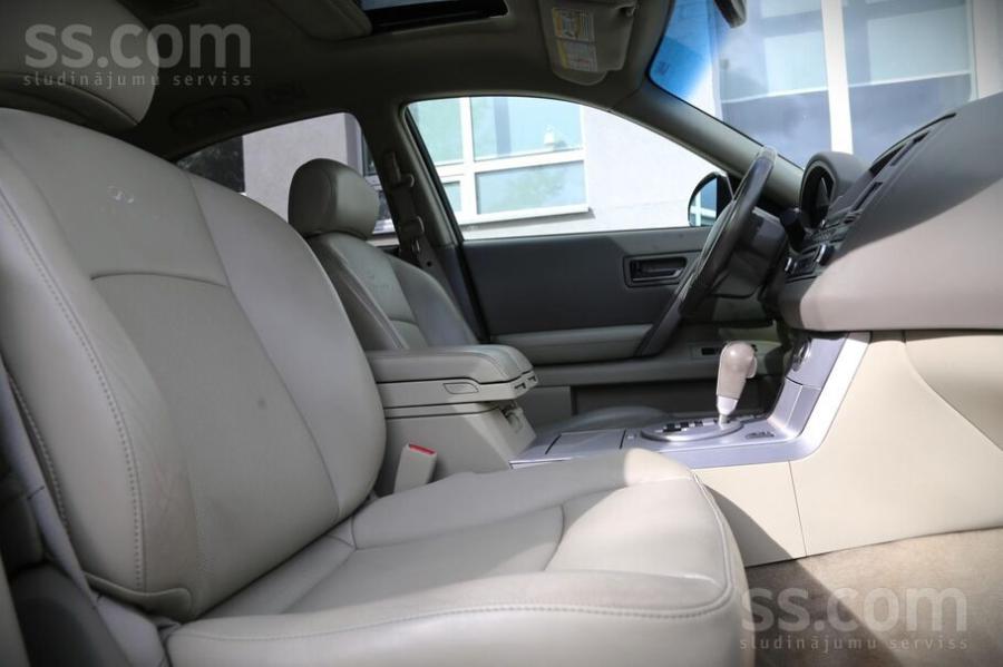 Brown Infiniti FX 2005 in Riga, with an engine capacity of 3.50 L and mileage of 72 thousand km for 3495 €, photo 13 on AUTOMOTO.COM.LV