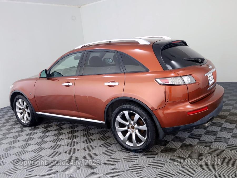 Brūns Infiniti FX 2006 Tallina, ar dzinēja tilpumu 3.50 L un nobraukumu 132 tūkst. km par 2299 €, foto 5 vietnē AUTOMOTO.COM.LV