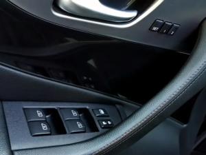 Brown Infiniti FX 2012 in Riga, with an engine capacity of 3.00 L and mileage of 227 thousand km for 14500 €, photo 16 on AUTOMOTO.COM.LV