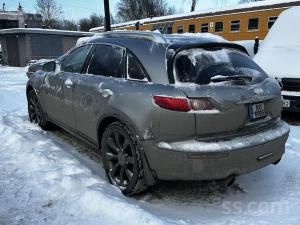 Infiniti FX 2004 in Riga, with an engine capacity of 3.50 L and mileage of 0 thousand km for 1000 €, photo 3 on AUTOMOTO.COM.LV