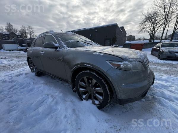Infiniti FX 2004 Rīga, ar dzinēja tilpumu 3.50 L un nobraukumu 0 tūkst. km par 1000 €, foto 6 vietnē AUTOMOTO.COM.LV