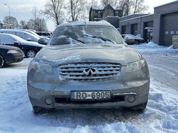 Infiniti FX 2004 Rīga, ar dzinēja tilpumu 3.50 L un nobraukumu 0 tūkst. km par 1000 €, foto 7 vietnē AUTOMOTO.COM.LV