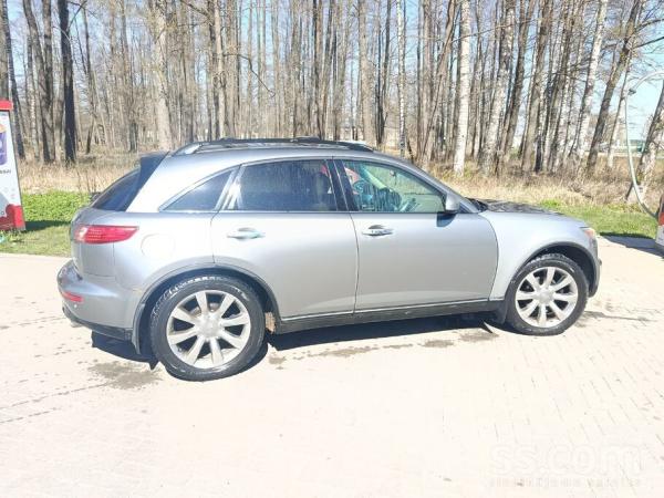 Infiniti FX 2005 in Riga, with an engine capacity of 3.50 L and mileage of 205 thousand km for 2500 €, photo 2 on AUTOMOTO.COM.LV