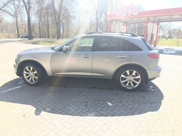 Infiniti FX 2005 in Riga, with an engine capacity of 3.50 L and mileage of 205 thousand km for 2500 €, photo 5 on AUTOMOTO.COM.LV