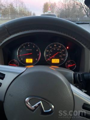 Infiniti FX 2005 in Riga, with an engine capacity of 3.50 L and mileage of 72 thousand km for 2500 €, photo 6 on AUTOMOTO.COM.LV