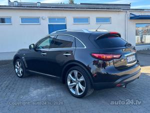 Infiniti FX 2011 Narva, ar dzinēja tilpumu 3.00 L un nobraukumu 198 tūkst. km par 5990 €, foto 4 vietnē AUTOMOTO.COM.LV