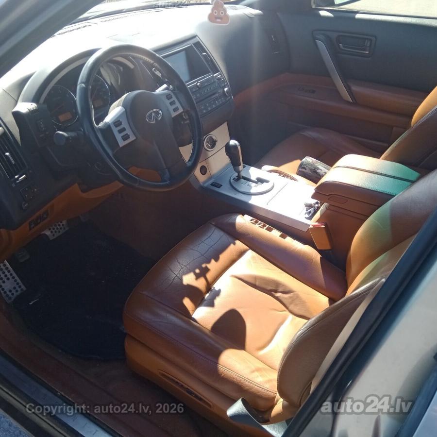Pelēks Infiniti FX 2003 Tallina, ar dzinēja tilpumu 4.50 L un nobraukumu 160 tūkst. km par 3199 €, foto 8 vietnē AUTOMOTO.COM.LV
