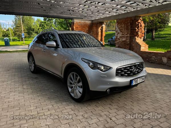 Pelēks Infiniti FX 2011 Elva, ar dzinēja tilpumu 3.00 L un nobraukumu 250 tūkst. km par 9999 €, foto 2 vietnē AUTOMOTO.COM.LV