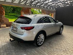 Pelēks Infiniti FX 2011 Elva, ar dzinēja tilpumu 3.00 L un nobraukumu 250 tūkst. km par 9999 €, foto 7 vietnē AUTOMOTO.COM.LV